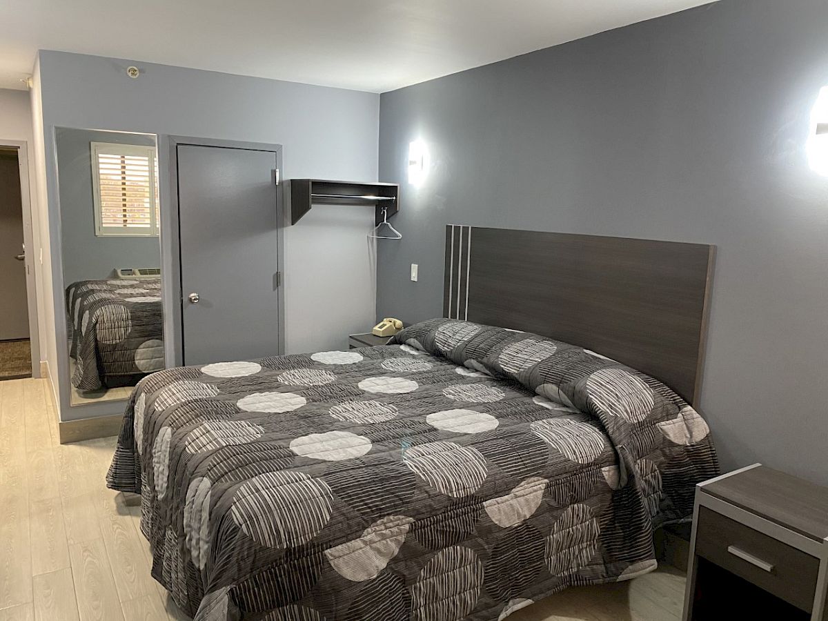 Cheap Hotel Rooms Brooklyn - Galaxy Motel Brooklyn NYC